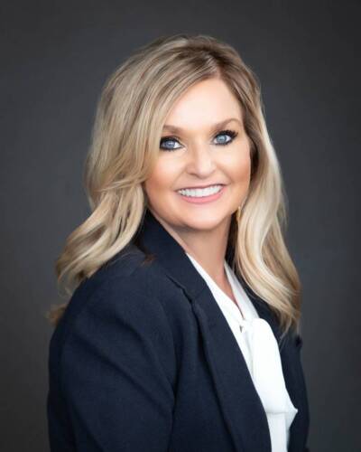 Liz Capps - Muskogee - Chinowth & Cohen